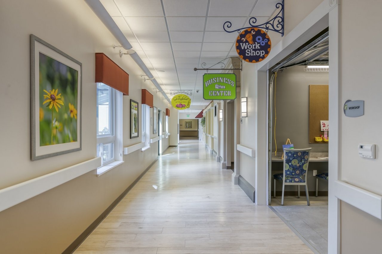 Senior Living Photo Gallery | Avalon of Bloomfield Township