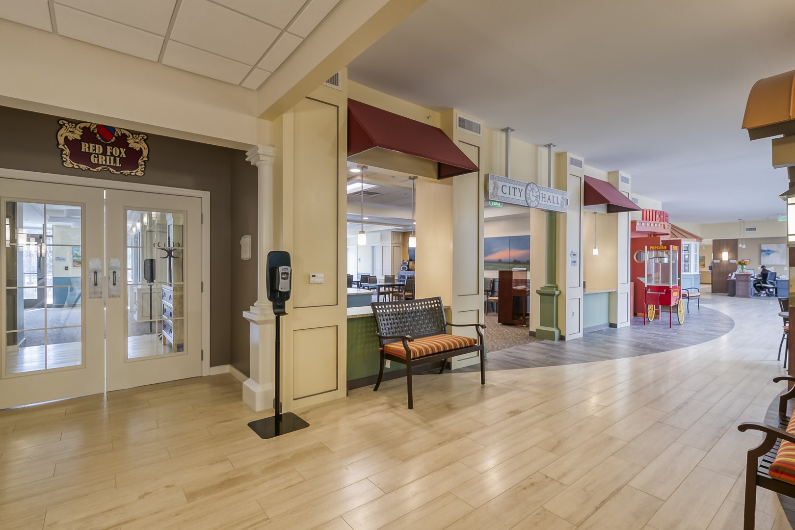 Senior Living Photo Gallery | Avalon of Bloomfield Township